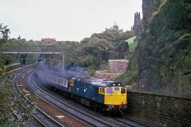 BRITISH RAIL CLASS 27 Edinburgh Rail Photo £2.70 - PicClick UK
