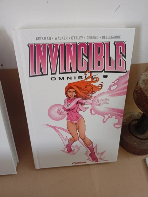 INVINCIBLE OMNIBUS VOLUME 1-3 -6-8-9 Robert Kirkman - Saldapress ...