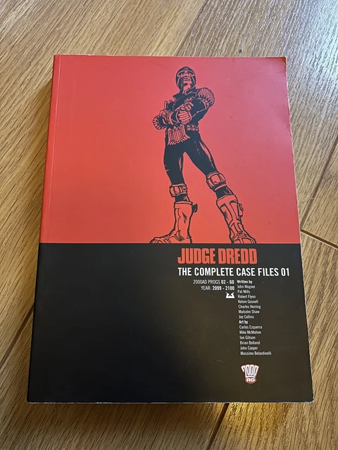JUDGE DREDD: THE Complete Case Files 01, Pat Mills EUR 2,32 - PicClick FR