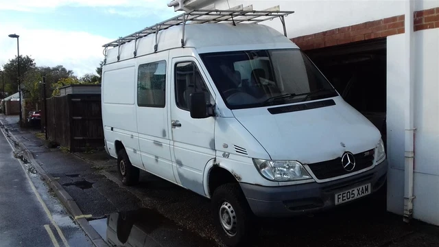 MERCEDES SPRINTER 4 x 4 van 2005 ideal campervan project £5,000.00 ...