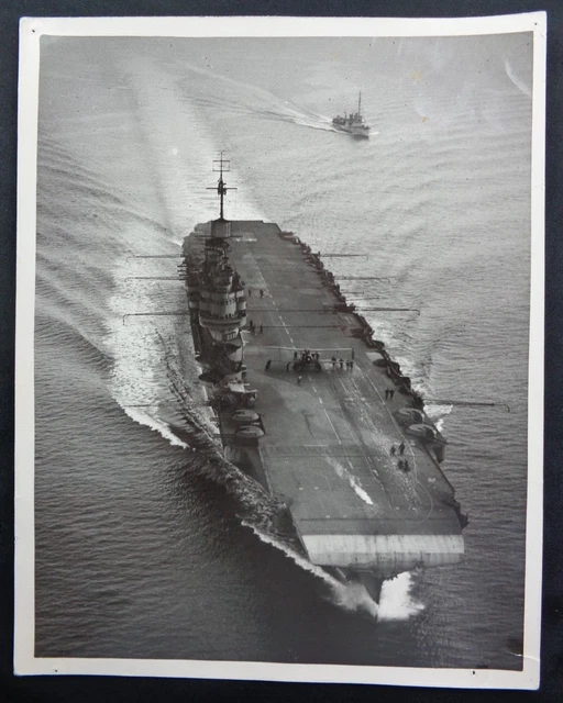 WW2 PRESS PHOTO of HMS ILLUSTRIOUS (British Aircraft Carrier) after ...