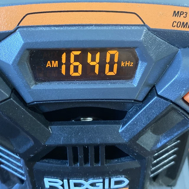 RIDGID R84084 X4 18V Cordless Mini Jobsite AM/FM Radio Tool Only TESTED ...
