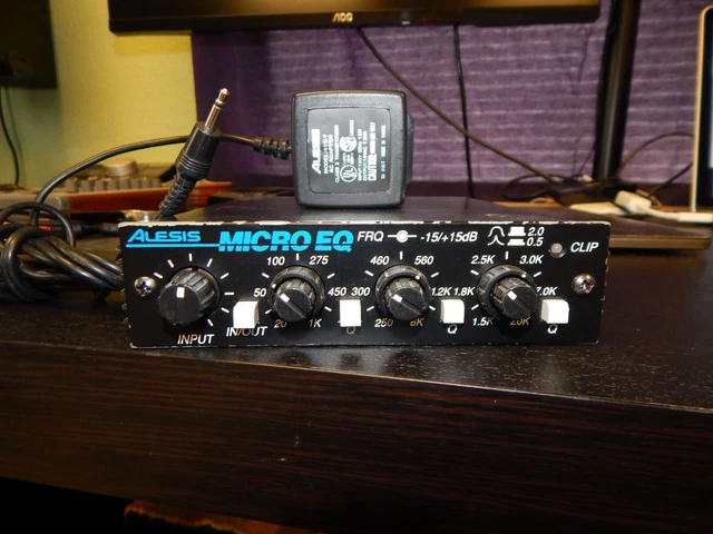 ALESIS MICRO EQ parametric equalizer 1/3 rack small size great for ...