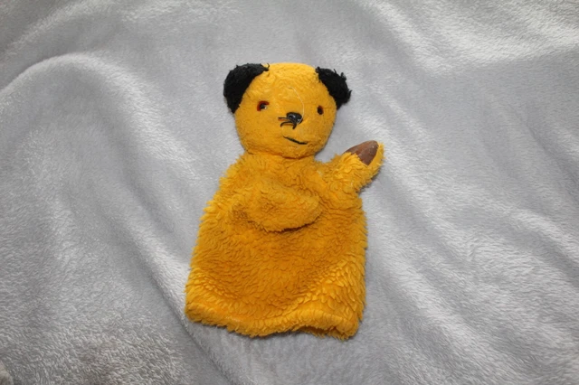 SOOTY GLOVE PUPPET - ORIGINAL 1970's CHAD VALLEY TOY £5.92 - PicClick UK