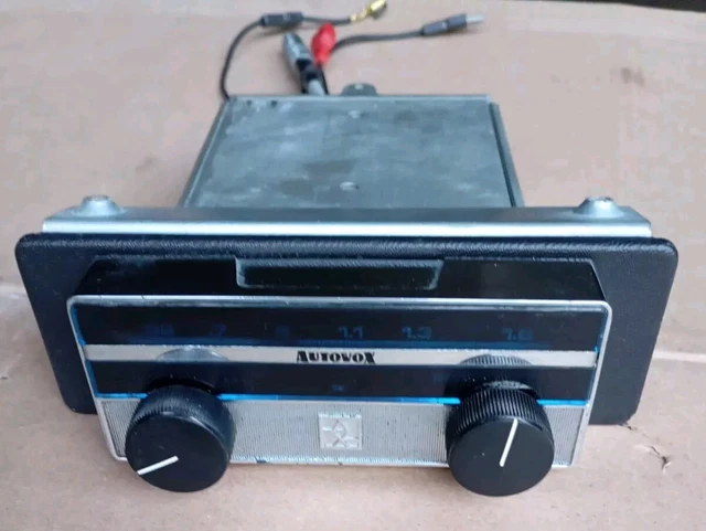 AUTORADIO AUTOVOX COMPLETO di estraibile Anni '70 Fiat 500/600/850 EUR ...