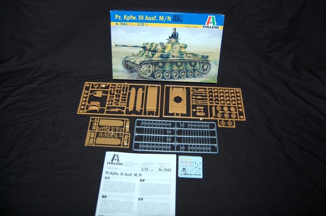 ITALERI 1/72 SCALE Sd.Kfz.141 Panzer III Ausf. M / N Tank Model Kit £5.21 - PicClick UK