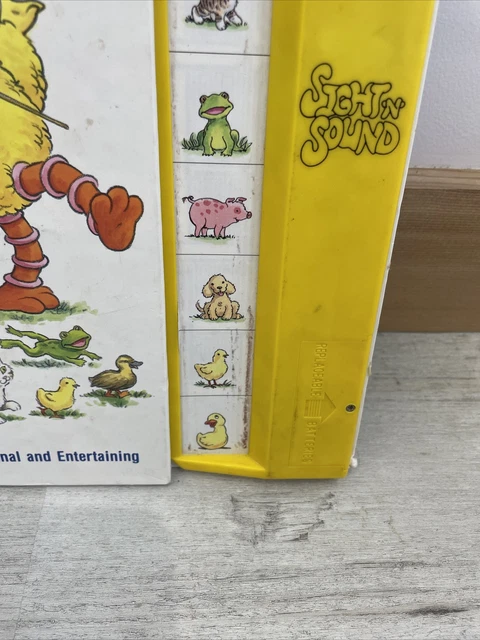VINTAGE GOLDEN BOOK Sound Sesame Street Sound Story Book Pet Parade ...