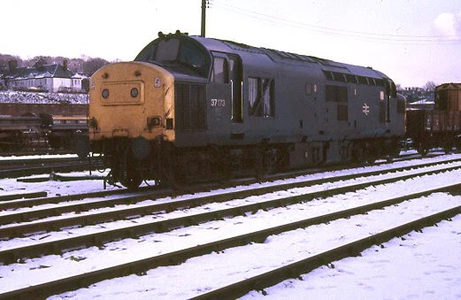 ORIGINAL COLOUR SLIDE of 37173 BR class 37 diesel loco £1.85 - PicClick UK