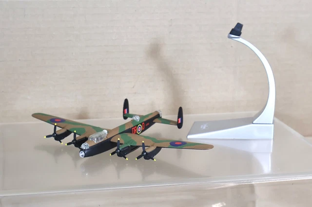 CORGI AVIATION ARCHIVE Pré Production Modèle Avro Lancaster 61 Sqdn ...