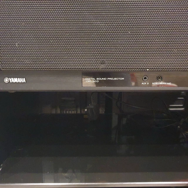 YAMAHA YSP-30D DIGITAL Sound Projector and YST-FSW100 Subwoofer with ...