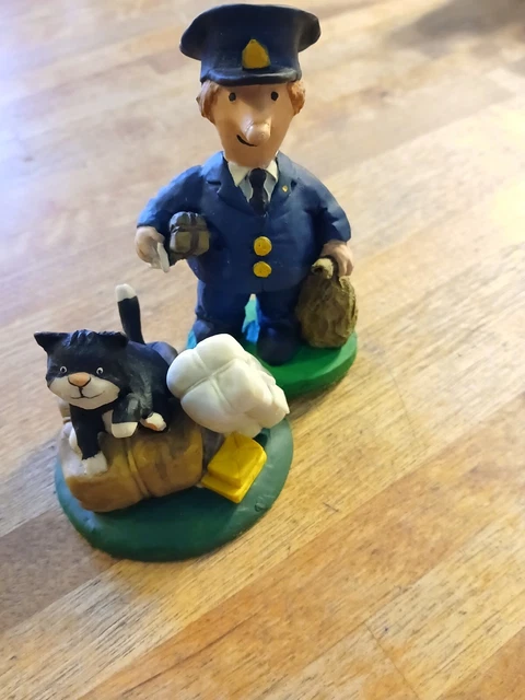 TVS POSTMAN PAT and his cat Jess Crown Stafforshire Vintage Figurines £ ...