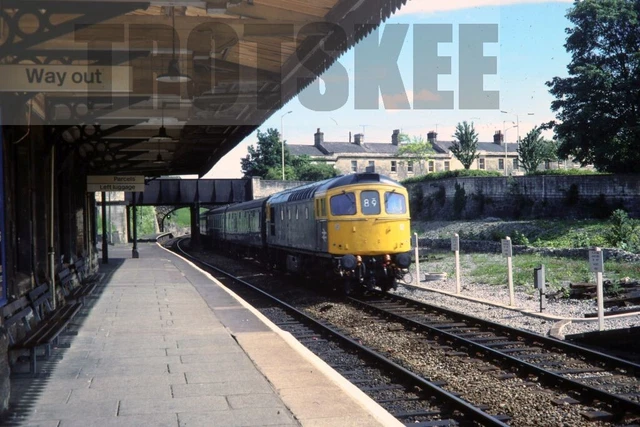 35MM SLIDE BR British Railways Diesel Loco Class 33 33018 Trowbridge ...