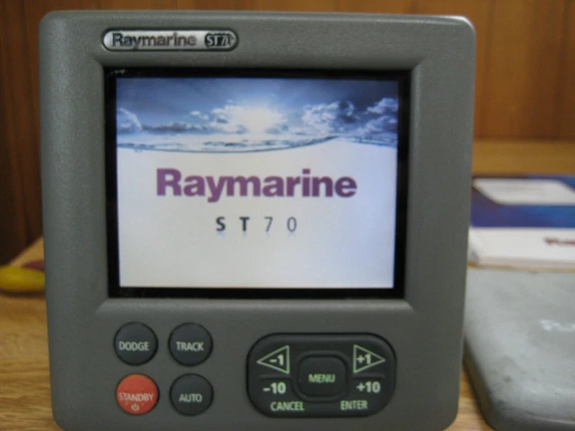 RAYMARINE ST70 AUTOPILOT Display Control Head with Cover, Manual E12196 ...