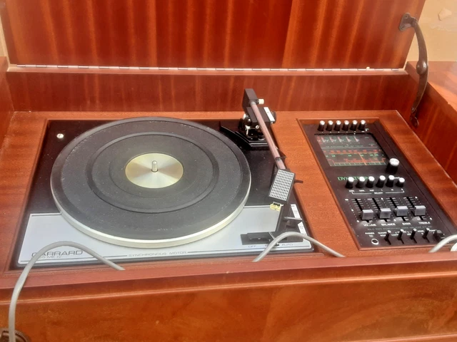 VINTAGE DYNATRON HRC 77 MAHOGANY RADIOGRAMOPHONE WITH Garrard SP.25 Mk ...