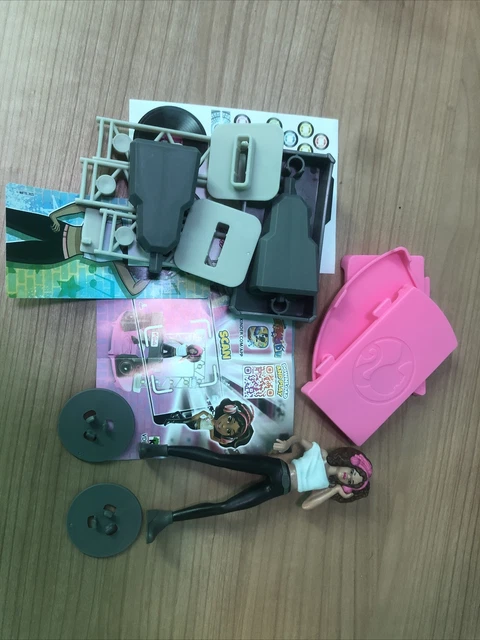 KINDER MAXI SORPRESA Pasqua 2023 BARBIE DJ - VDE08 con Bpz adesivi QR ...