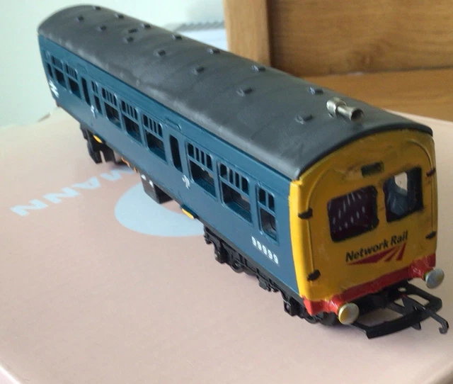 TRIANG R334 CENTRE Car Conversion Never Wazza Inspection Saloon Please ...