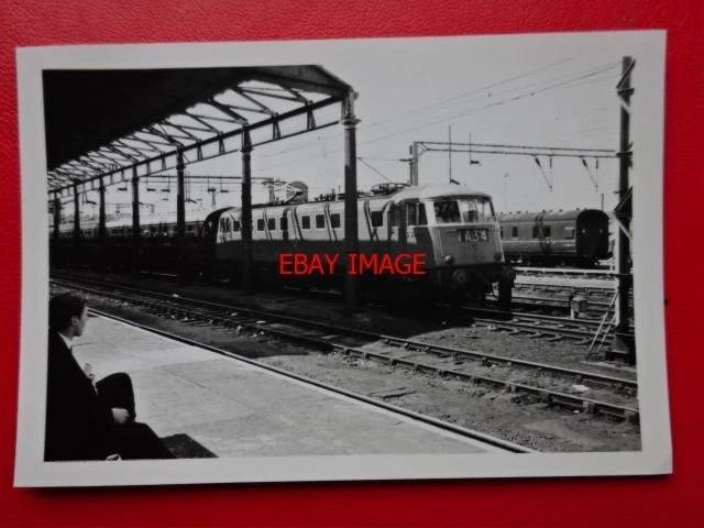 PHOTO ELECTRIC Loco No E5022 At Rugby Railway Station 6/65 £1.85 ...