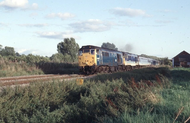 35MM SLIDE BR British Railways Diesel Loco Class 31 31432+31410 ...