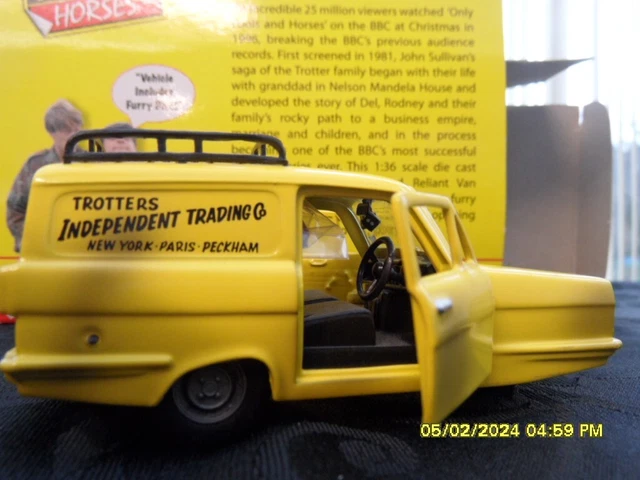 ONLY FOOLS AND HORSES CORGI RELIANT REGAL SUPERVAN lll: NOT ROBIN ...