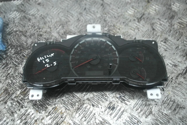 BFD057196 2015 TOYOTA Hilux D4D 2.5 Icon Speedometer Clocks £195.00 ...