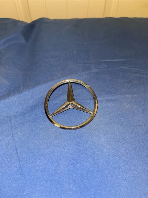GENUINE MERCEDES-BENZ W205 C-class Rear Trunk Boot Emblem Badge ...