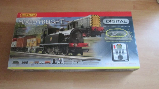 HORNBY RAILWAYS MIXED Freight OO Gauge Digital Model Train Set R1126 ...