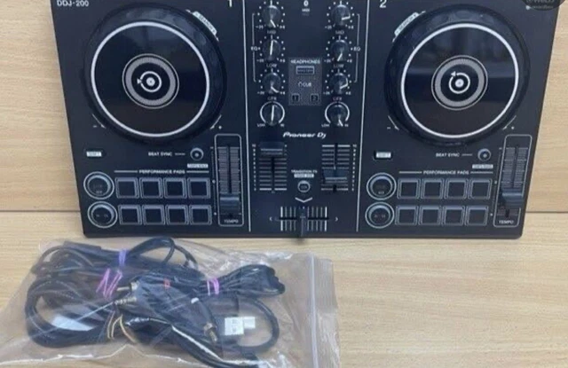 PIONEER DJ DDJ-200 smart DJ controller Box Opened Never Used £90.00 - PicClick UK