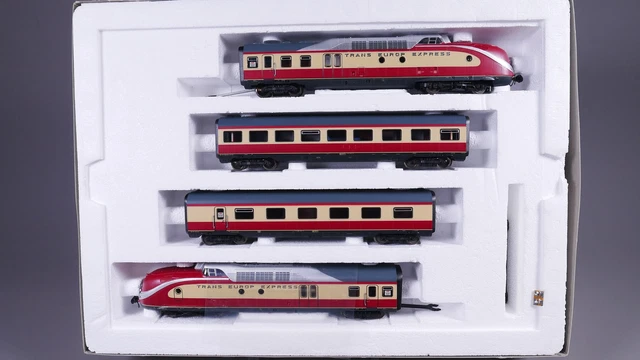 H0 DC ROCO 43011 Dieseltriebzug VT 11.5 TEE DB Digital DCC in OVP ...