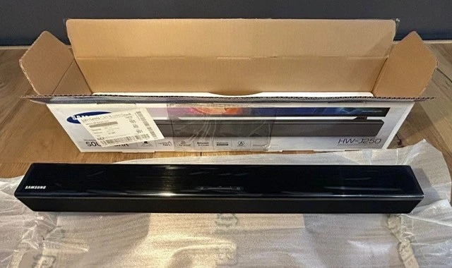 SAMSUNG WIRELESS SOUND bar for TV, never used, original packaging £73. ...