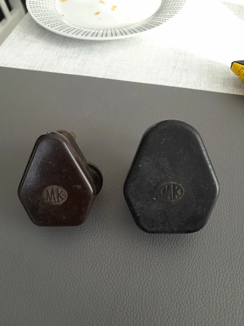 VINTAGE MK 15 amp Round Pin Plug Rubber and Bakelite £21.36 - PicClick UK