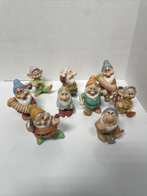 Hard To Find Walt Disney Snow White Seven Dwarfs Porcelain Figures