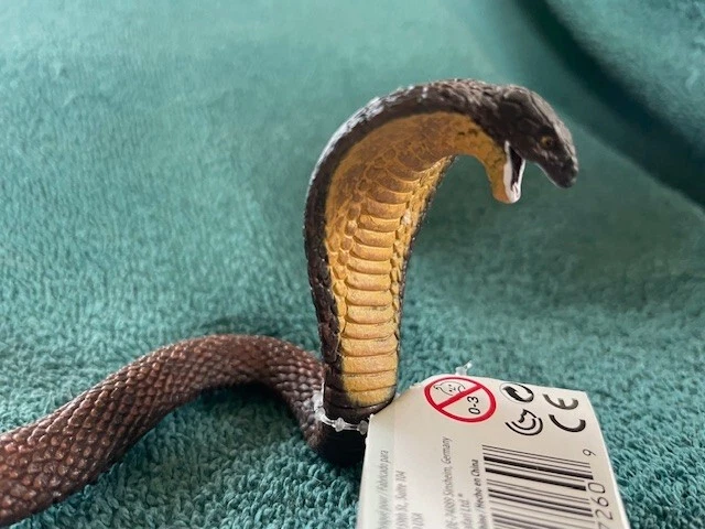 BROWN COBRA BY Safari Ltd/ toy/272629/ snake/NEW WITH TAG $8.13 ...