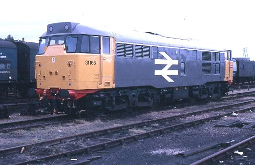 ORIGINAL COLOUR SLIDE of D365 BR class 40 diesel loco £7.08 - PicClick UK