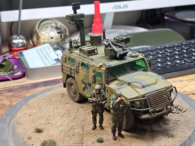 1/35 TIGER-M MIT Sova-SBRM, Volnorez, RP-377VM1, Arbalet Tank LKW ...