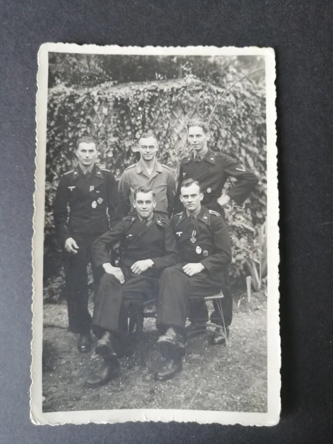 WW2 GERMAN PANZER Group Photo + Luftwaffe Medals Visible. Original. £15 ...