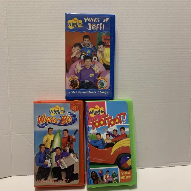 THE WIGGLES VHS Lot of 3 Toot Toot And Wiggle Bay Wake Up Jeff ...