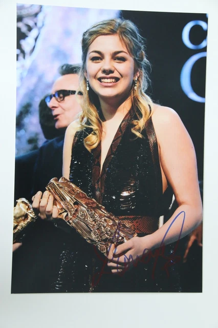 LOUANE EMERA (FRENCH actor & singer) 20x30cm Foto Autogramm/ Autograph ...