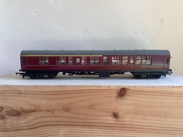 TRIANG OO GAUGE BR 1st Class Coach Maroon Good Condition £5.43 ...