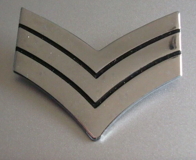 ORIGINAL BRITISH ARMY - 'SNCO SGT RANK INSIGNIA METAL BADGE £4.95 ...