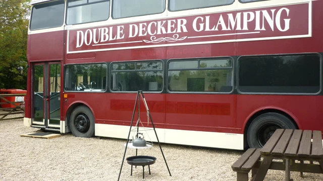 DOUBLE DECKER GLAMPING & Static Caravan Holiday £1.00 - PicClick UK