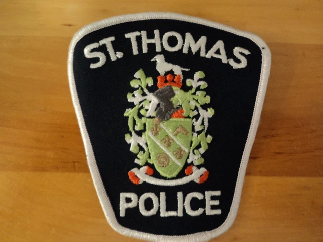 RARE OBSOLETE PATCH of St. Thomas Police Force , Ontario Canada V2 $5. ...