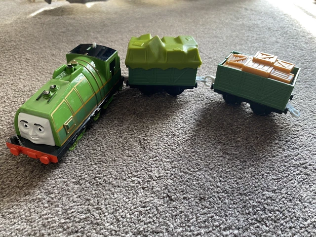 GATOR THOMAS & Friends Trackmaster Engine Complete With Original Trucks ...