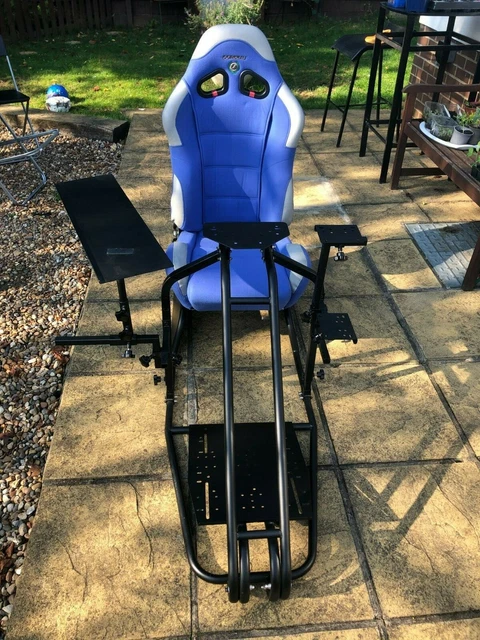 GT OMEGA PRO Sim Racing Rig / Cockpit with Extras Corbeau Reclining ...