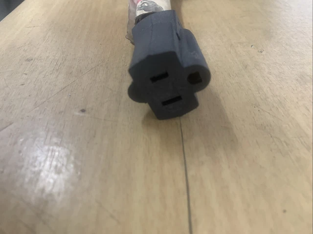 20 AMP TWIST Lock To Standard 15 Amp Adapter 1875 W $43.54 - PicClick CA