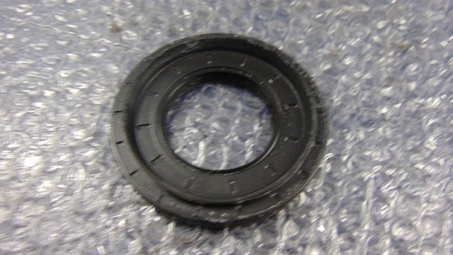 JOINT À LÈVRES Arrière Différentiel A2119970146 Mesure 45 X 65.8 X 8/14 ...