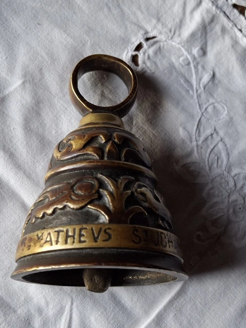 CLOCHE ANCIENNE EN Bronze signée MATHEVS ST JOHAN pré industrielle ...
