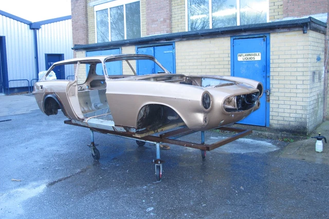 VOLVO P1800 ES -72 Body shell £1,301.00 - PicClick UK