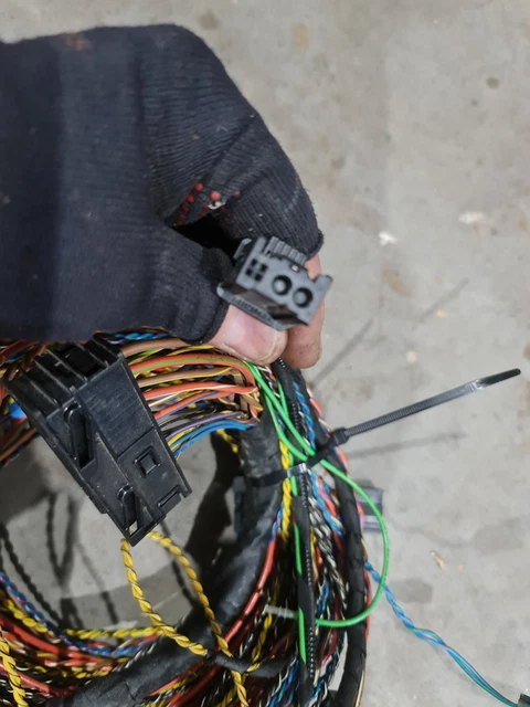 BMW E63 WIRING loom wires cable logic 7 sound system Top Hifi ...