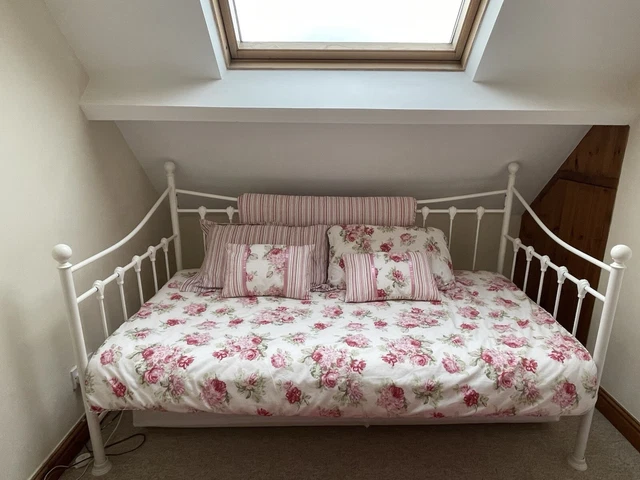 FRENCH STYLE DAY Bed With Trundle £150.00 - PicClick UK