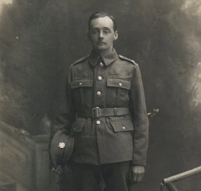 WW1 MILITARY PHOTOGRAPH portrait soldier British Army RPPC postcard #30 ...